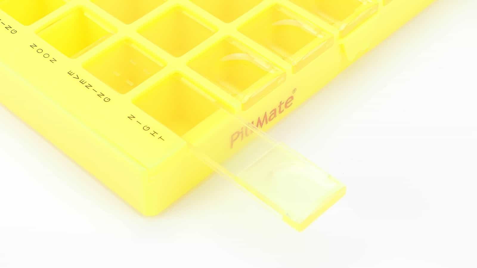 Large Capacity Multi-Dose Pill Box Dispenser for Multiple Daily Doses ...